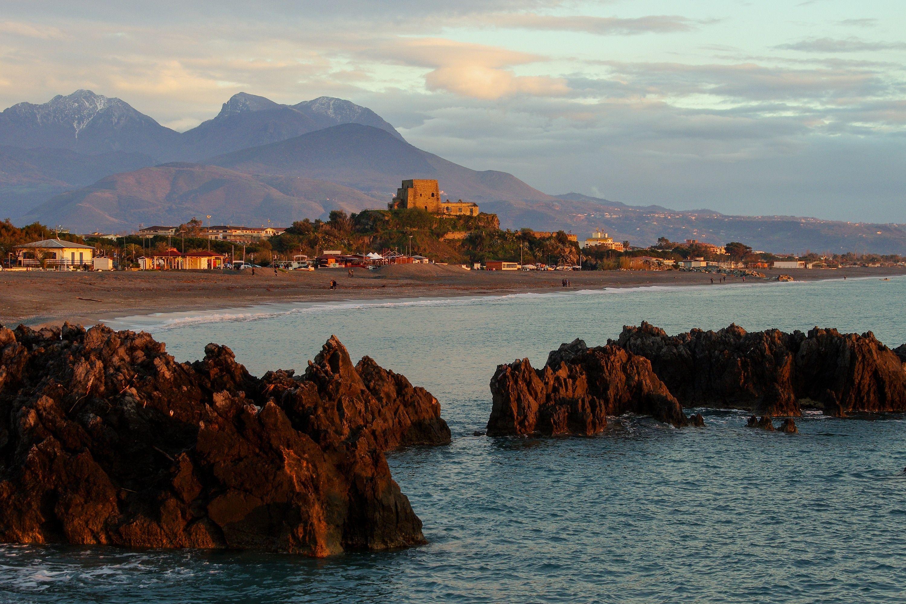 Calabria Wallpapers - Top Free Calabria Backgrounds - WallpaperAccess