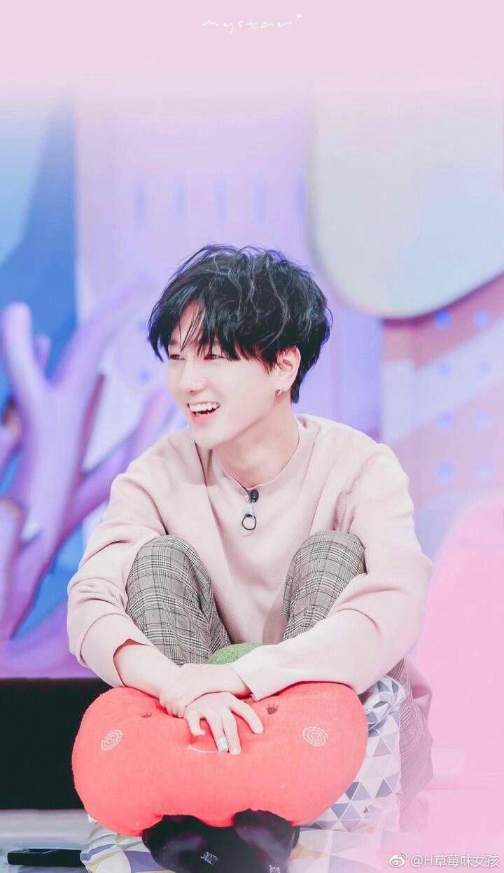 Yesung Wallpapers - Top Free Yesung Backgrounds - WallpaperAccess