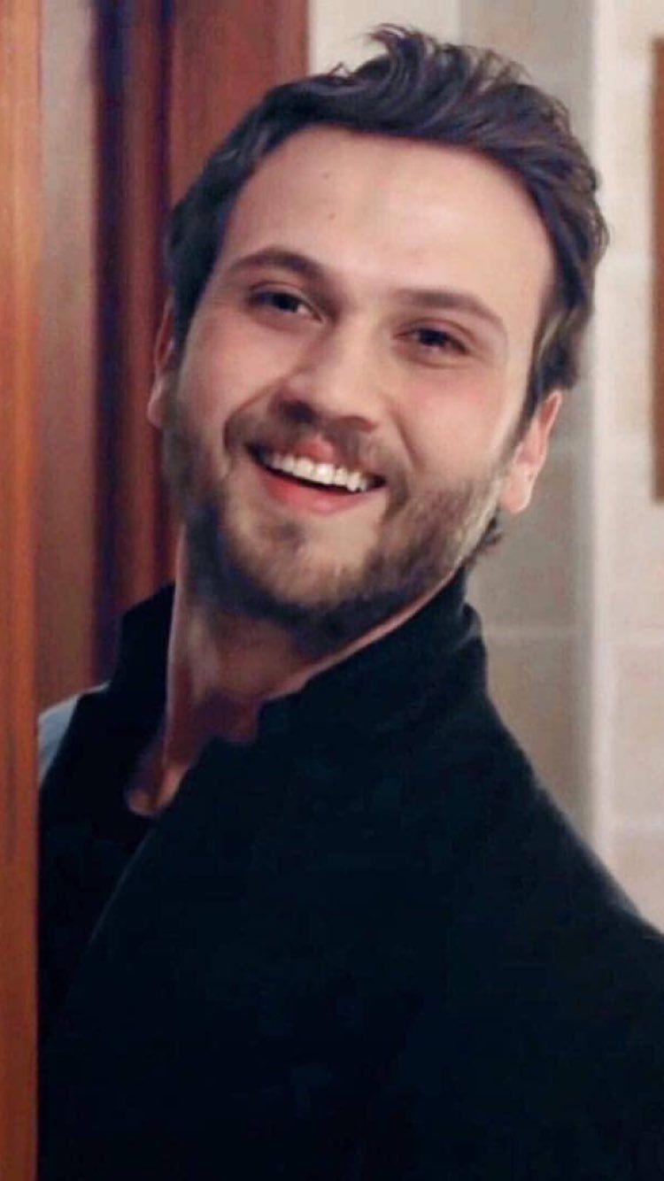 Aras Bulut Wallpapers - Top Free Aras Bulut Backgrounds - WallpaperAccess