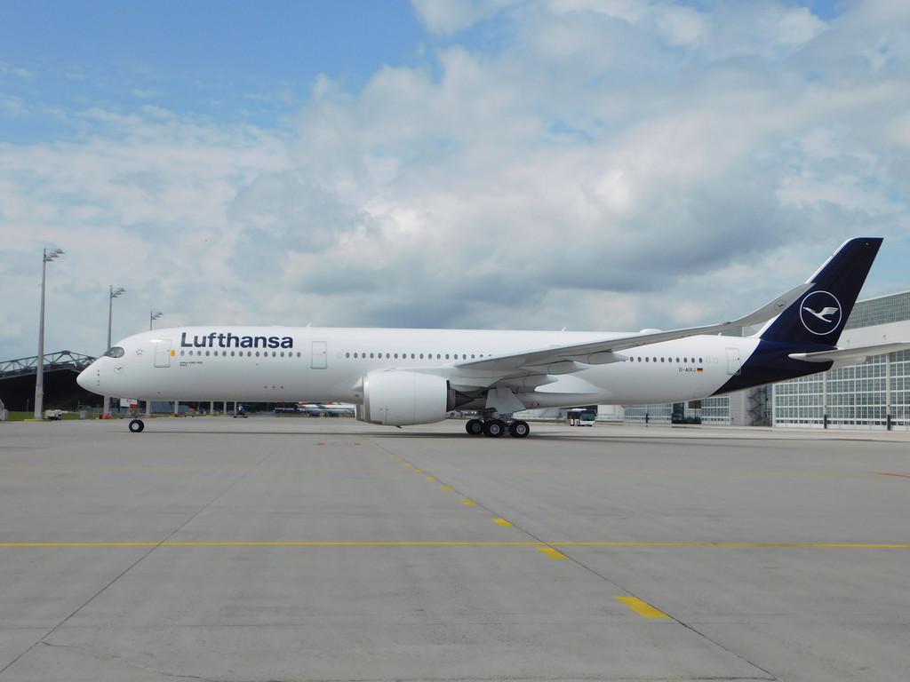 Lufthansa A350 Wallpapers - Top Free Lufthansa A350 Backgrounds ...