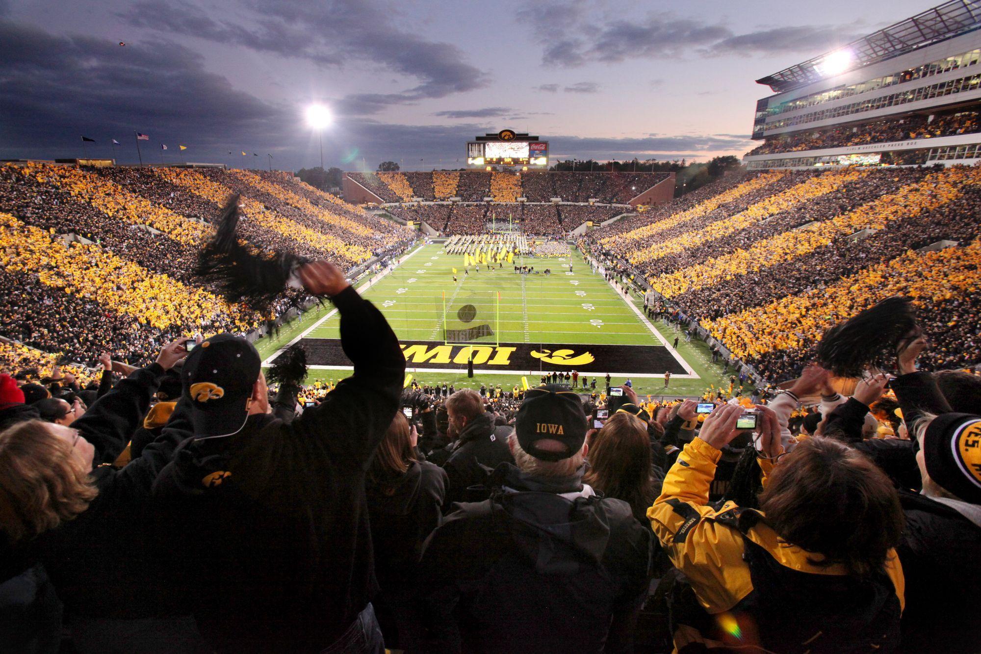 Iowa Football Wallpapers - Top Free Iowa Football Backgrounds ...