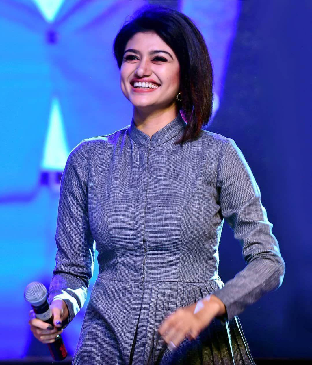 Oviya HD Wallpapers - Top Free Oviya HD Backgrounds - WallpaperAccess