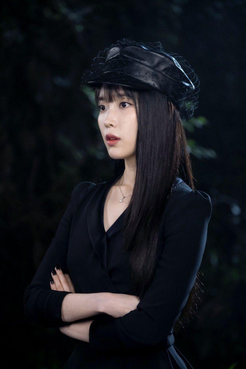 IU iPhone Wallpapers - Top Free IU iPhone Backgrounds - WallpaperAccess