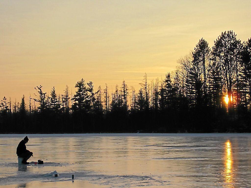 Ice Fishing Wallpapers - Top Free Ice Fishing Backgrounds - WallpaperAccess