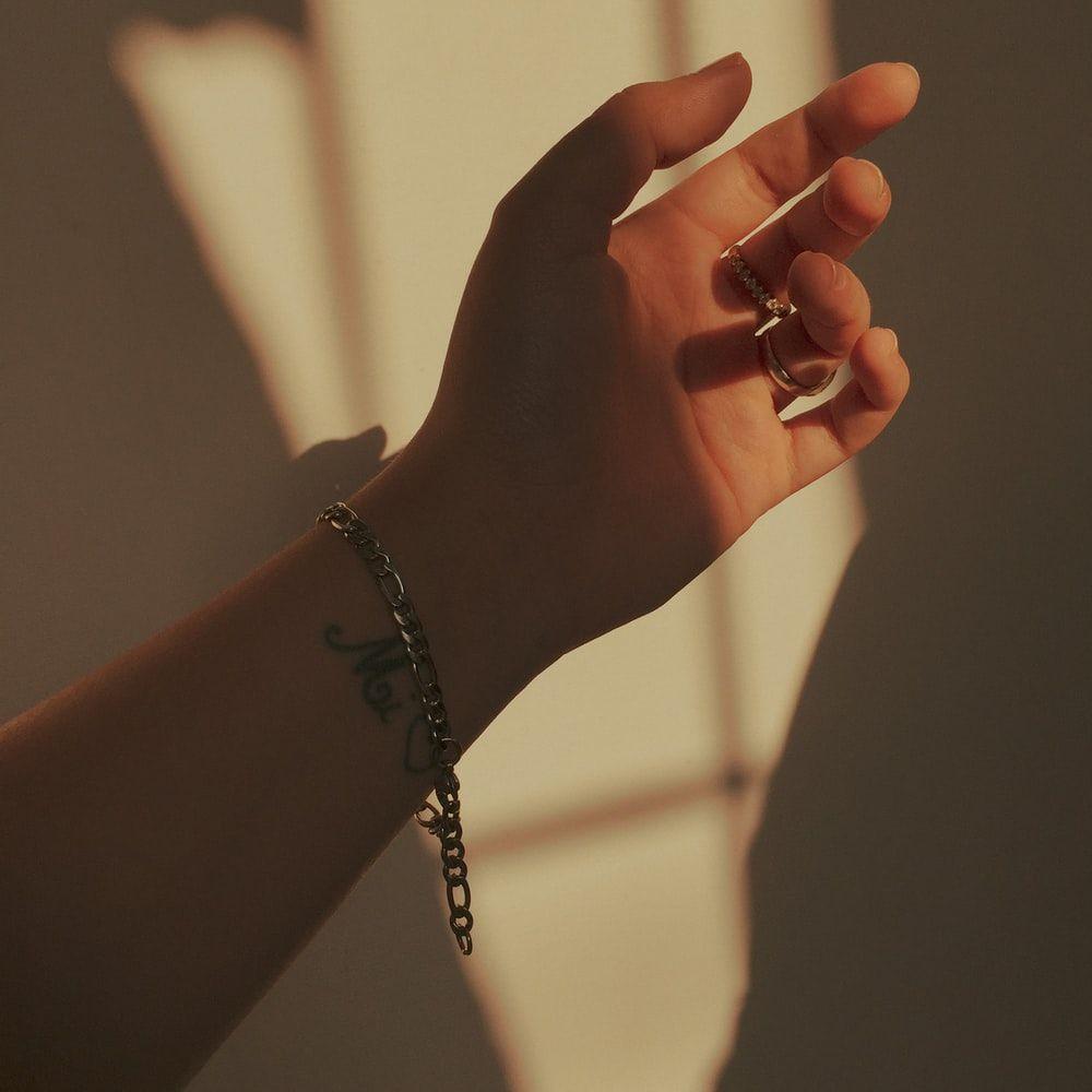 Hand Aesthetic Wallpapers - Top Free Hand Aesthetic Backgrounds ...