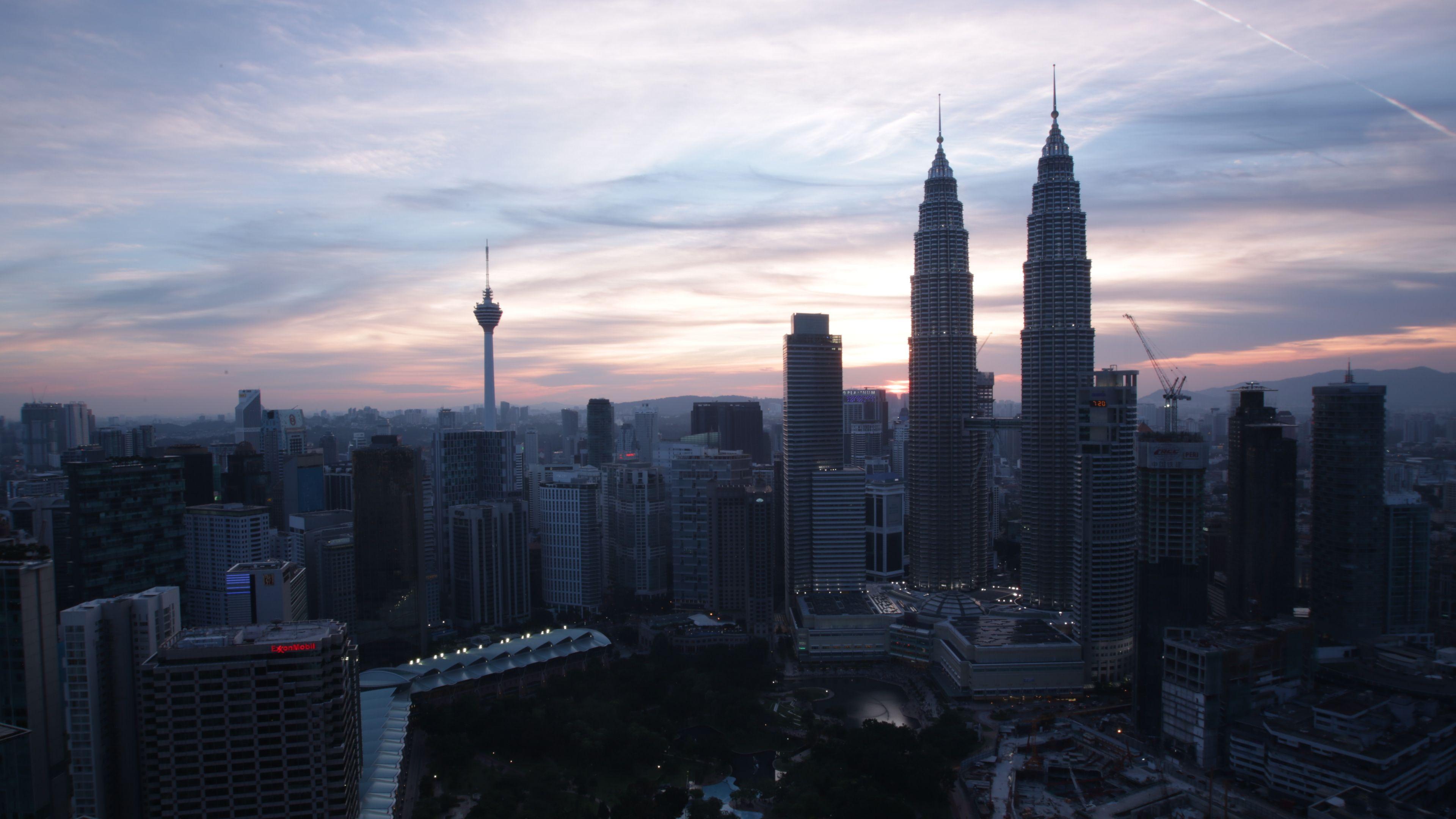 Kuala Lumpur Skyline Wallpapers - Top Free Kuala Lumpur Skyline ...