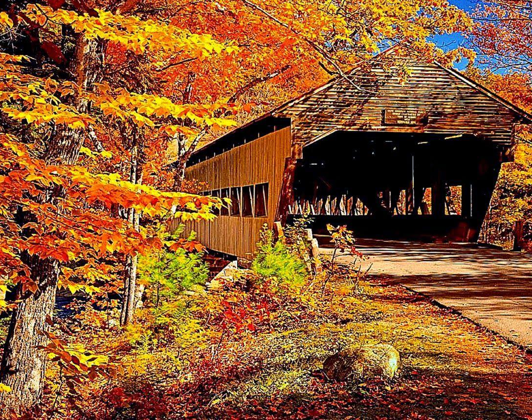 Covered Bridge Desktop Wallpaper