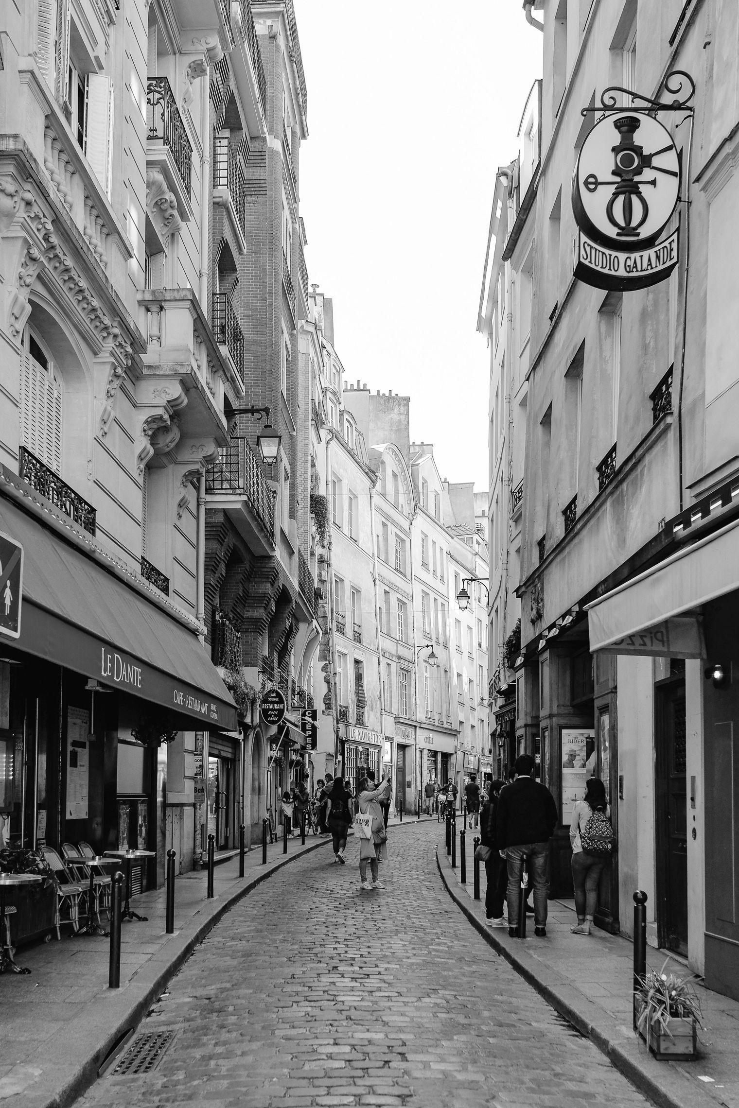 Black and White Street Wallpapers - Top Free Black and White Street ...