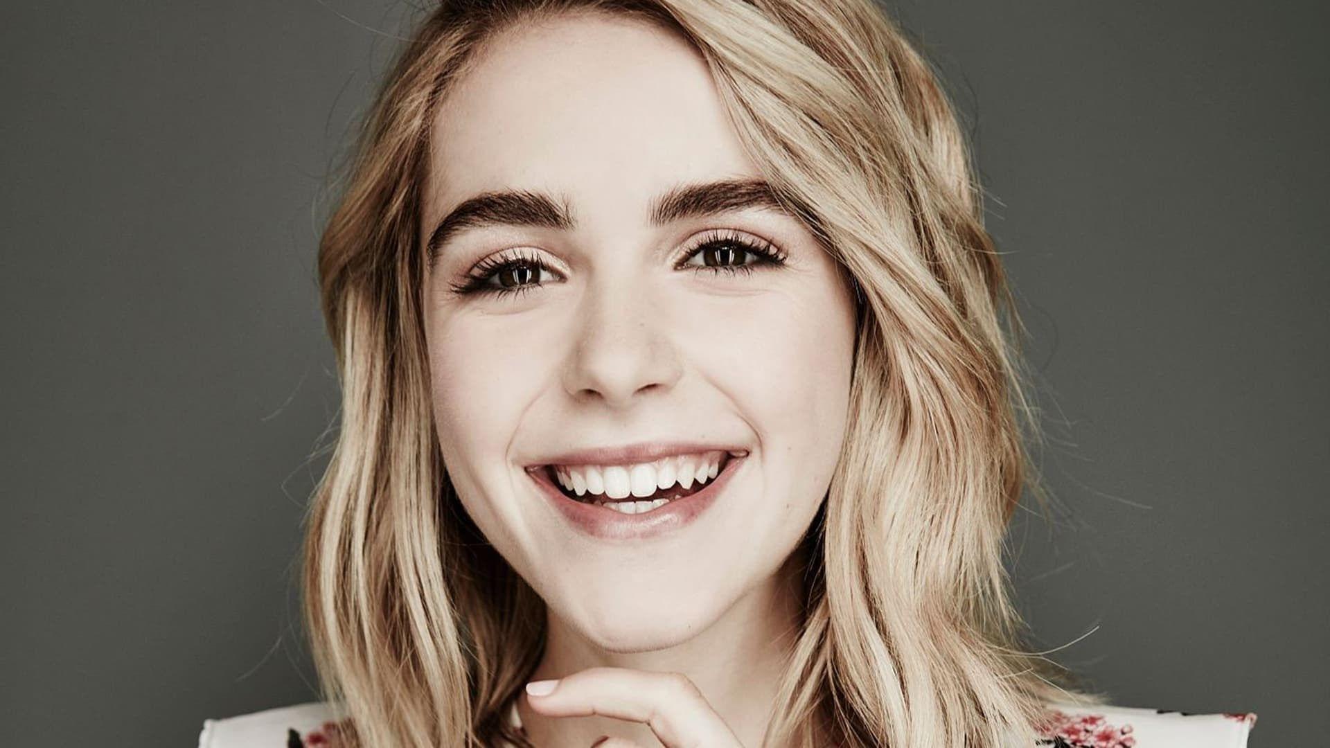 Kiernan Shipka HD Wallpapers - Top Free Kiernan Shipka HD Backgrounds ...