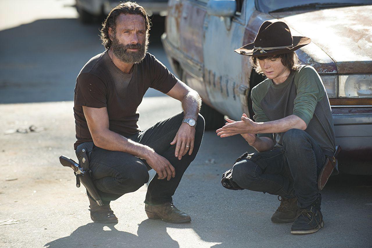 Carl Grimes Wallpapers - Top Free Carl Grimes Backgrounds - WallpaperAccess
