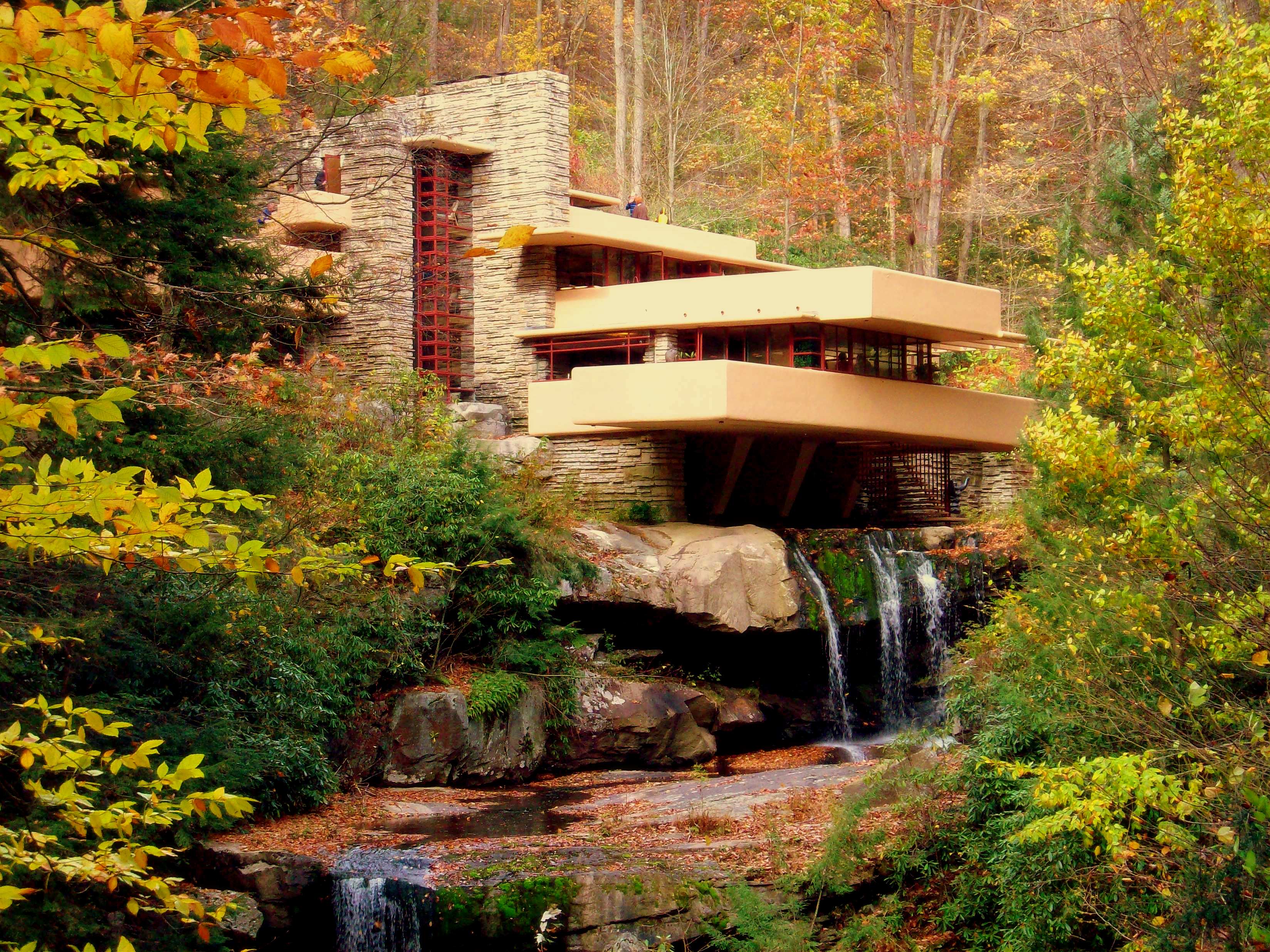 Falling Water Wallpaper