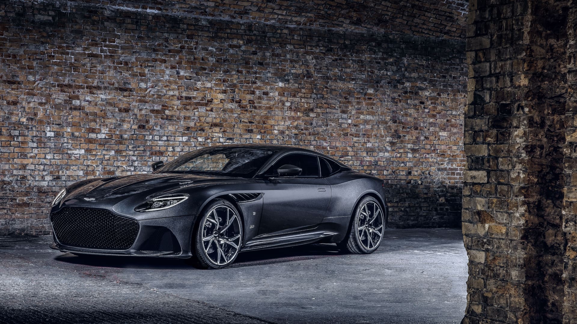 Aston Martin Desktop Wallpapers - Top Free Aston Martin Desktop ...