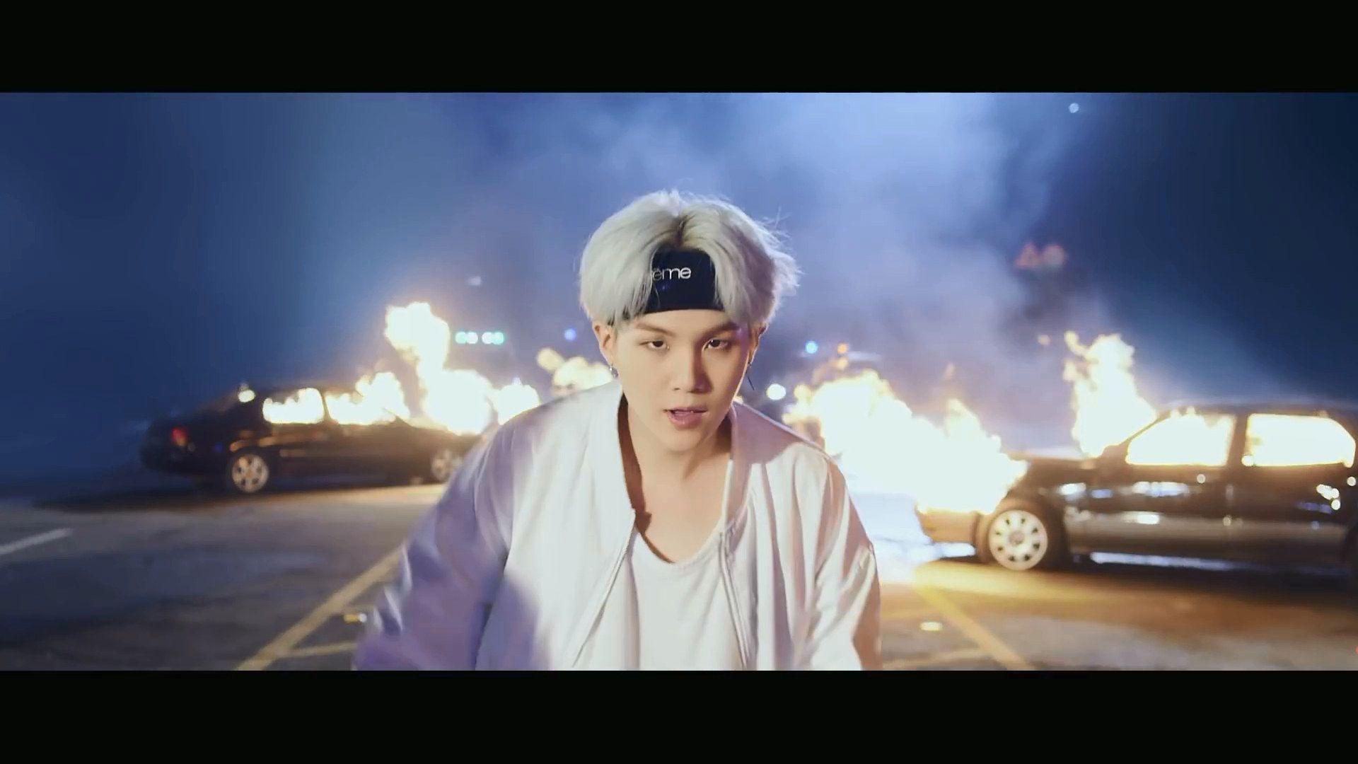 BTS Mic Drop Desktop Wallpapers - Top Free BTS Mic Drop Desktop Backgrounds - WallpaperAccess