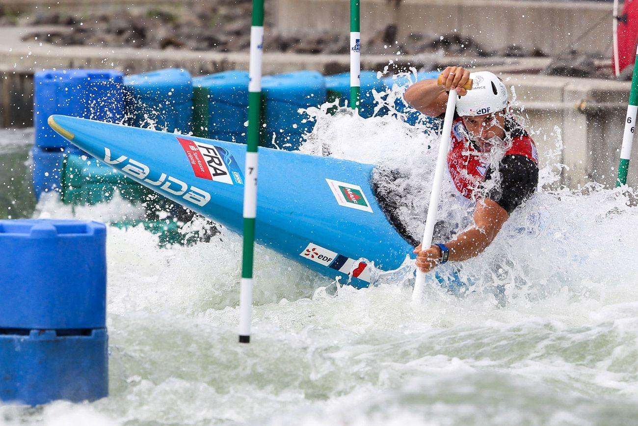 Whitewater Wallpapers - Top Free Whitewater Backgrounds - WallpaperAccess