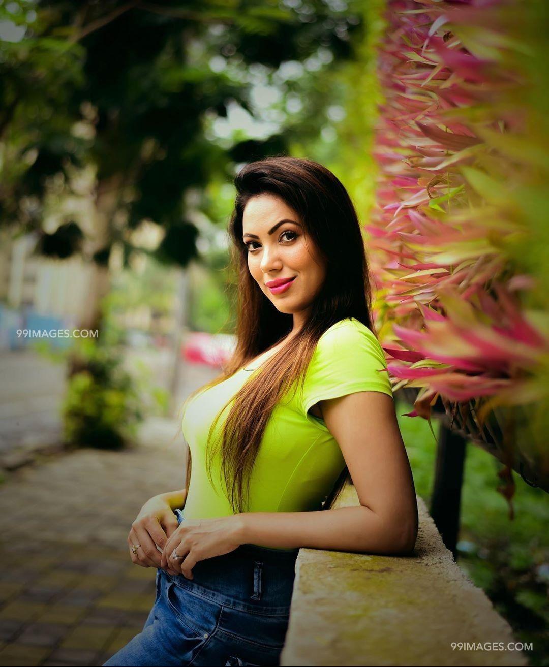 Munmun Dutta Wallpapers - Top Free Munmun Dutta Backgrounds ...