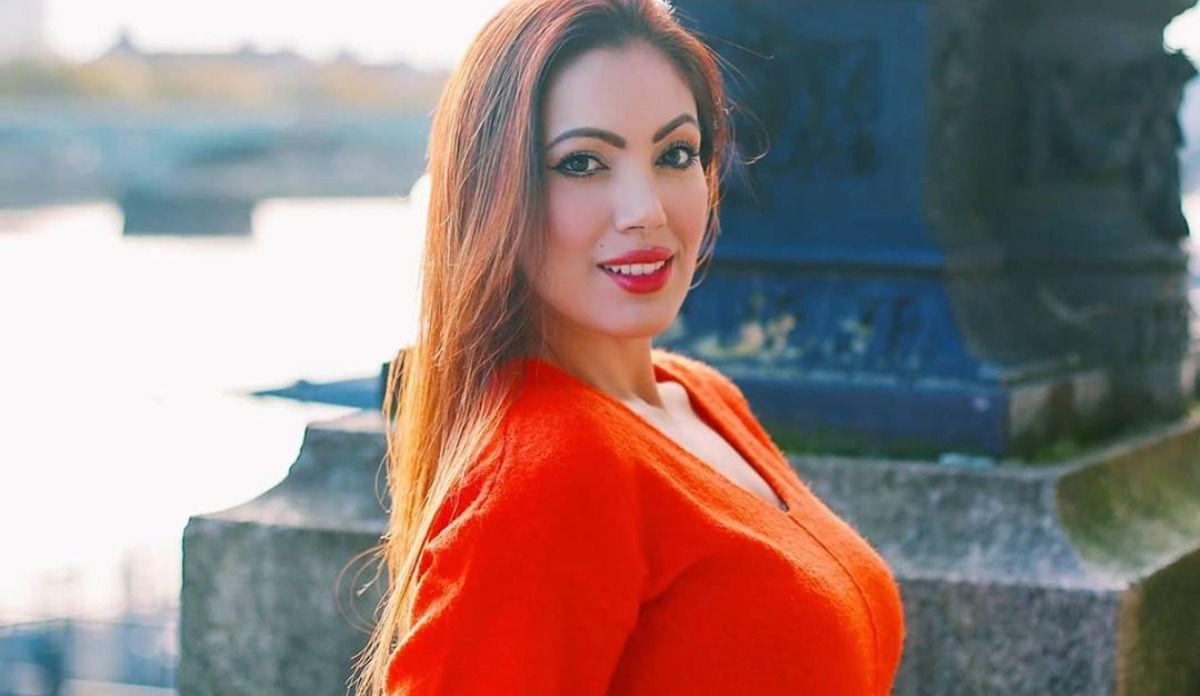 Munmun Dutta Wallpapers - Top Free Munmun Dutta Backgrounds ...