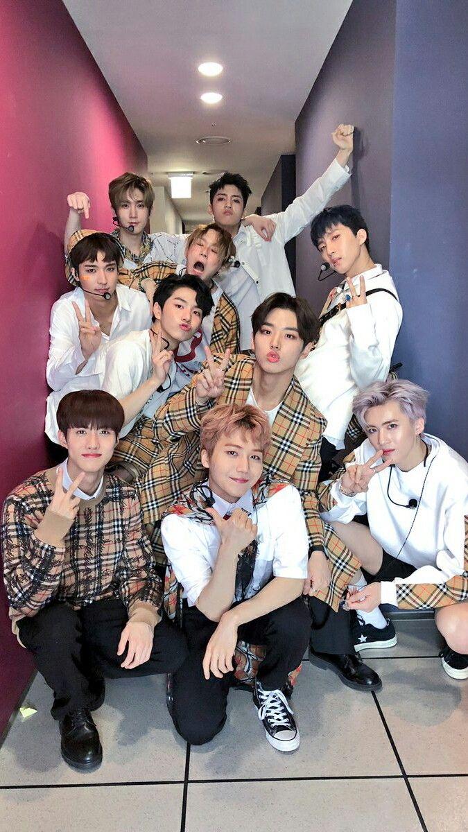 Kpop Groups Wallpapers - Top Free Kpop Groups Backgrounds - WallpaperAccess