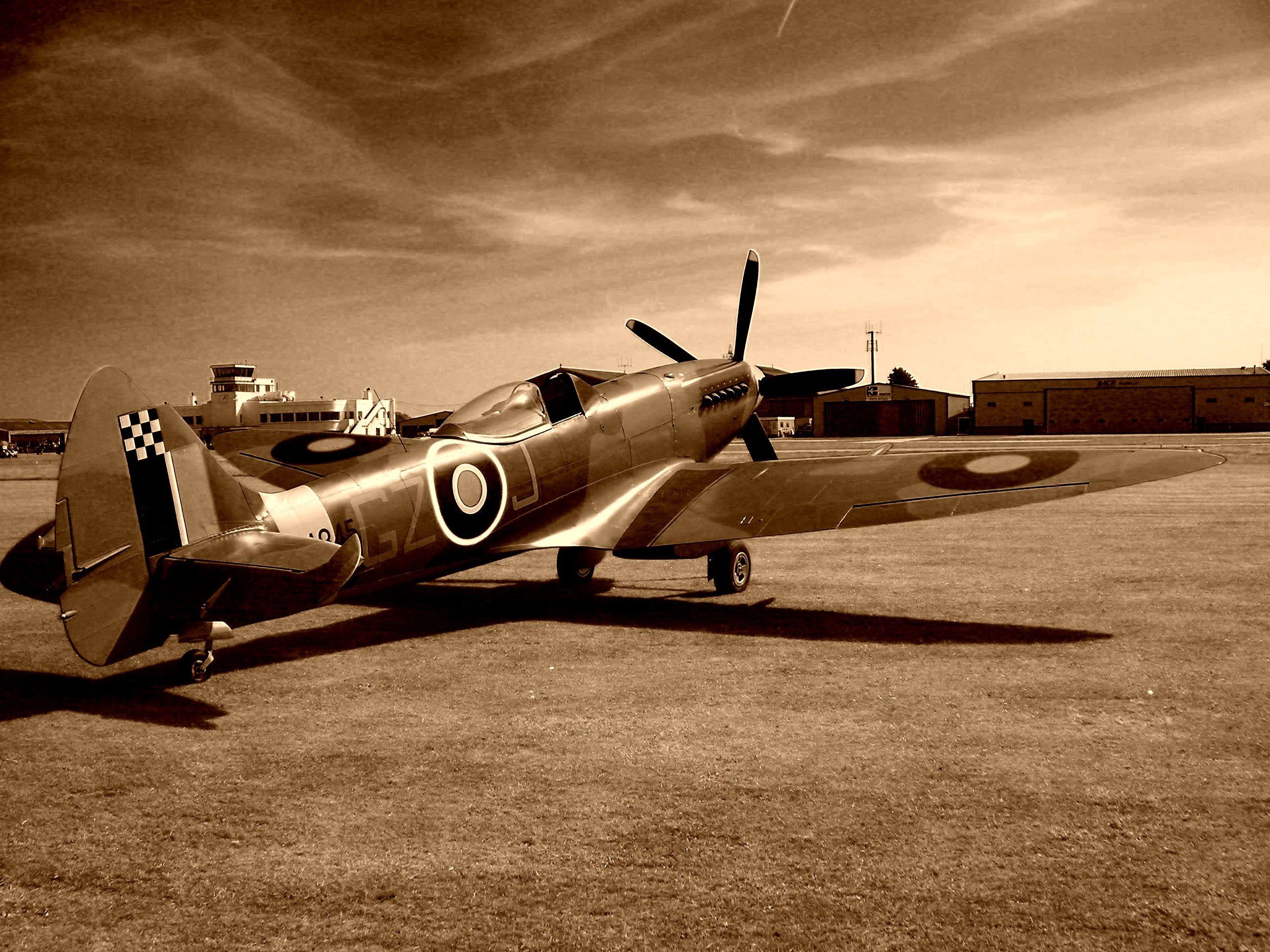 Classic Airplane Wallpapers - Top Free Classic Airplane Backgrounds ...