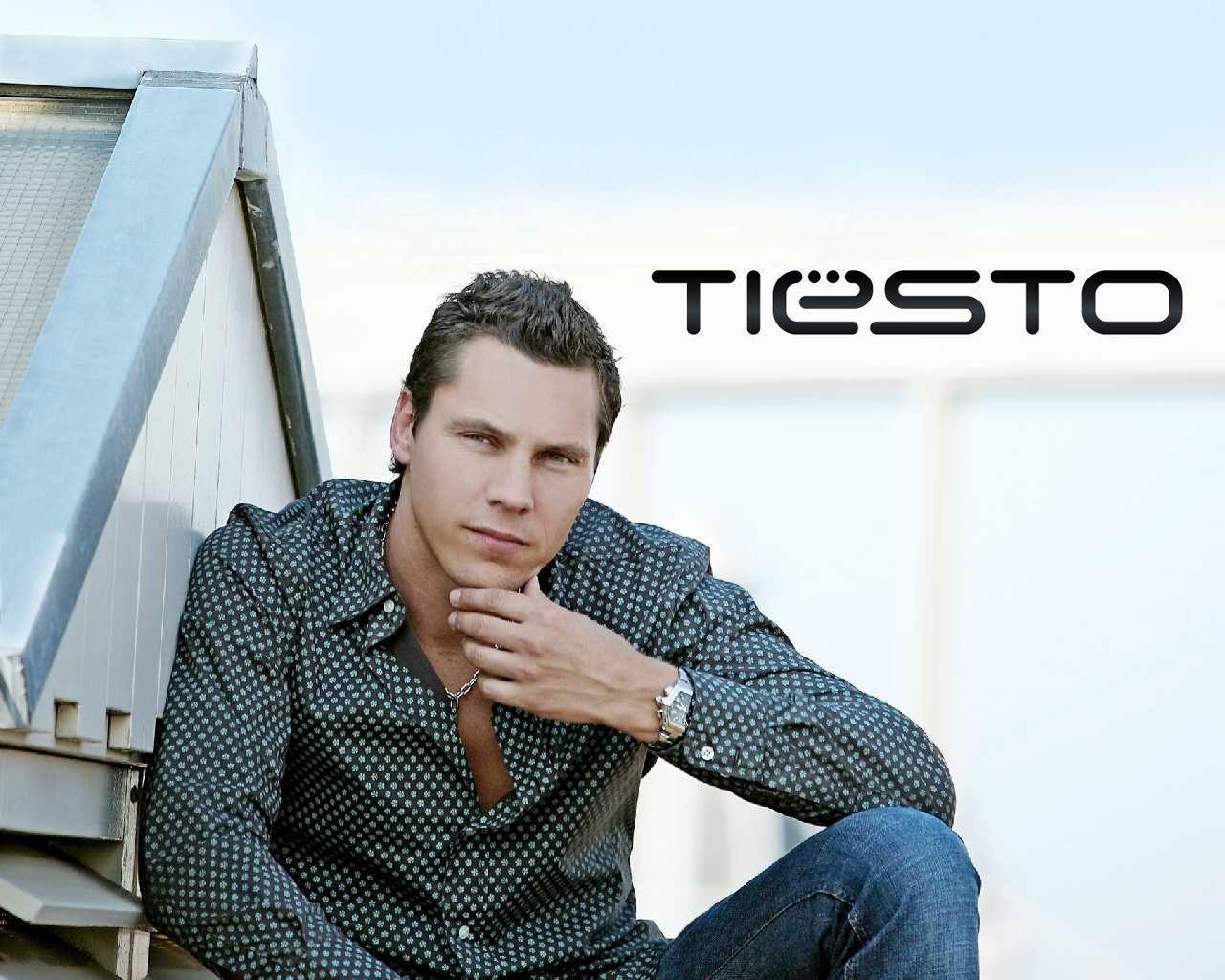 DJ Tiesto Wallpapers - Top Free DJ Tiesto Backgrounds - WallpaperAccess