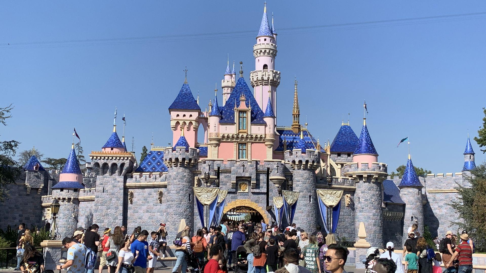 Disneyland California Castle Wallpapers - Top Free Disneyland ...