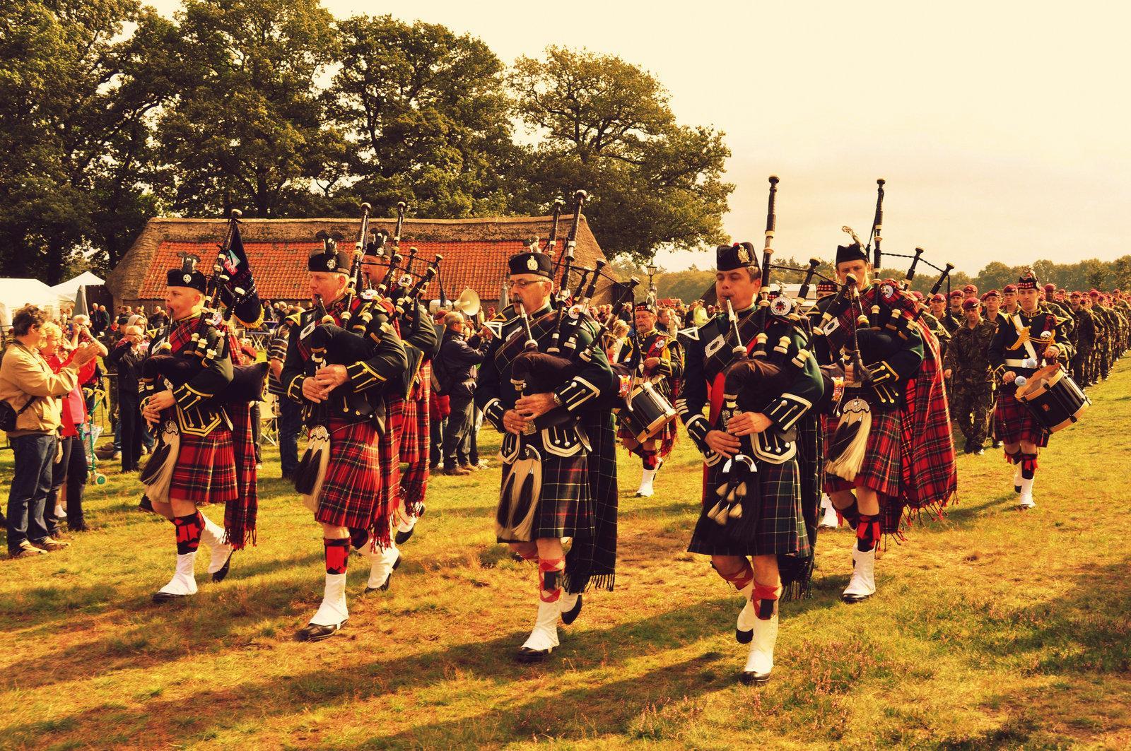 Bagpipes Wallpapers - Top Free Bagpipes Backgrounds - WallpaperAccess