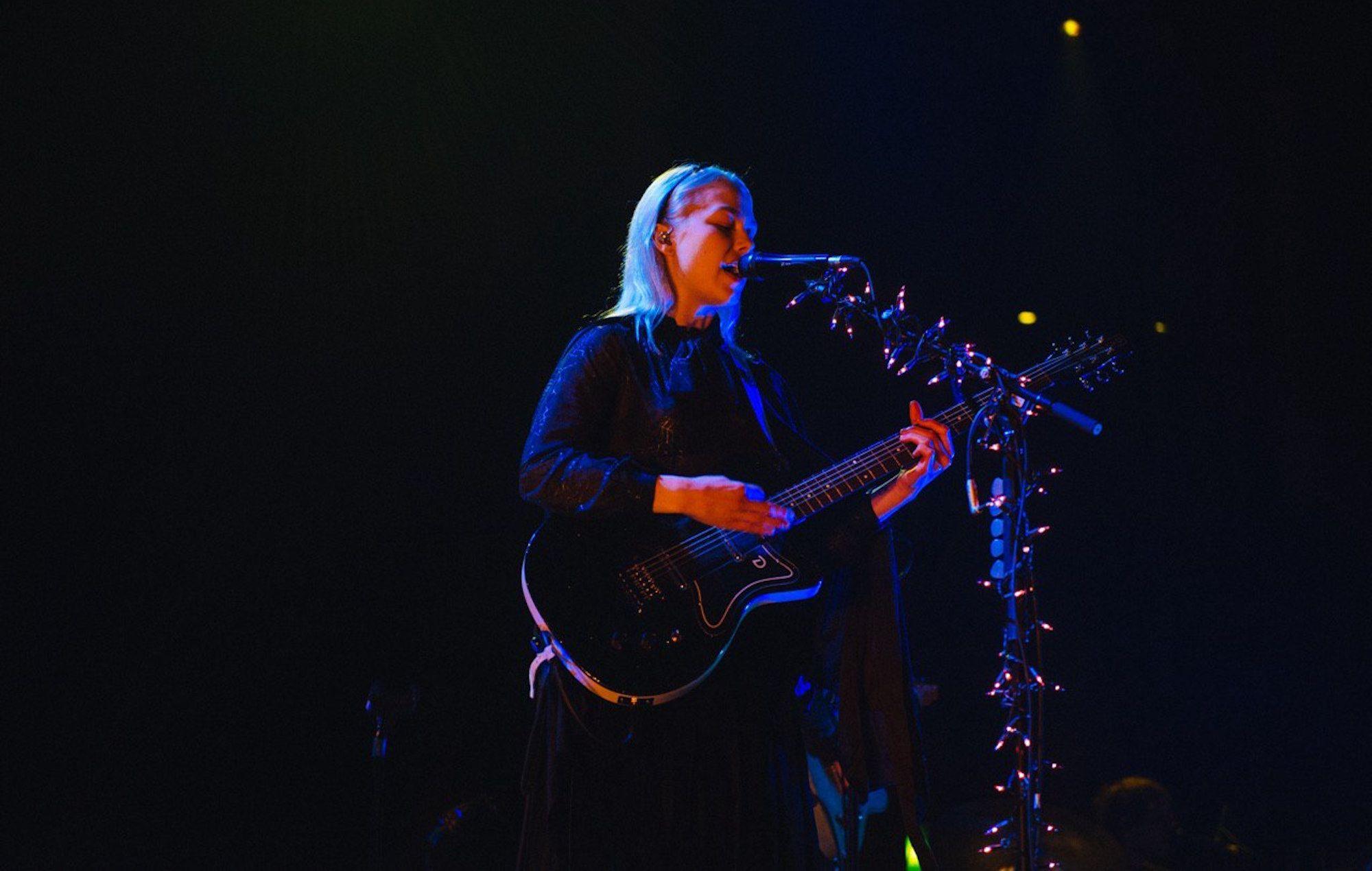 Phoebe Bridgers Wallpapers - Top Free Phoebe Bridgers Backgrounds - WallpaperAccess