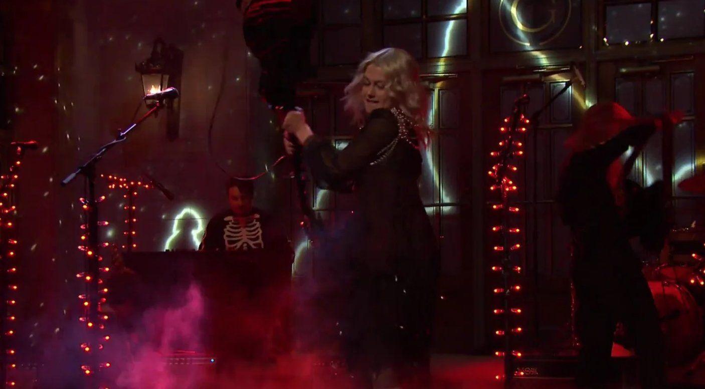 Phoebe Bridgers Wallpapers - Top Free Phoebe Bridgers Backgrounds - WallpaperAccess