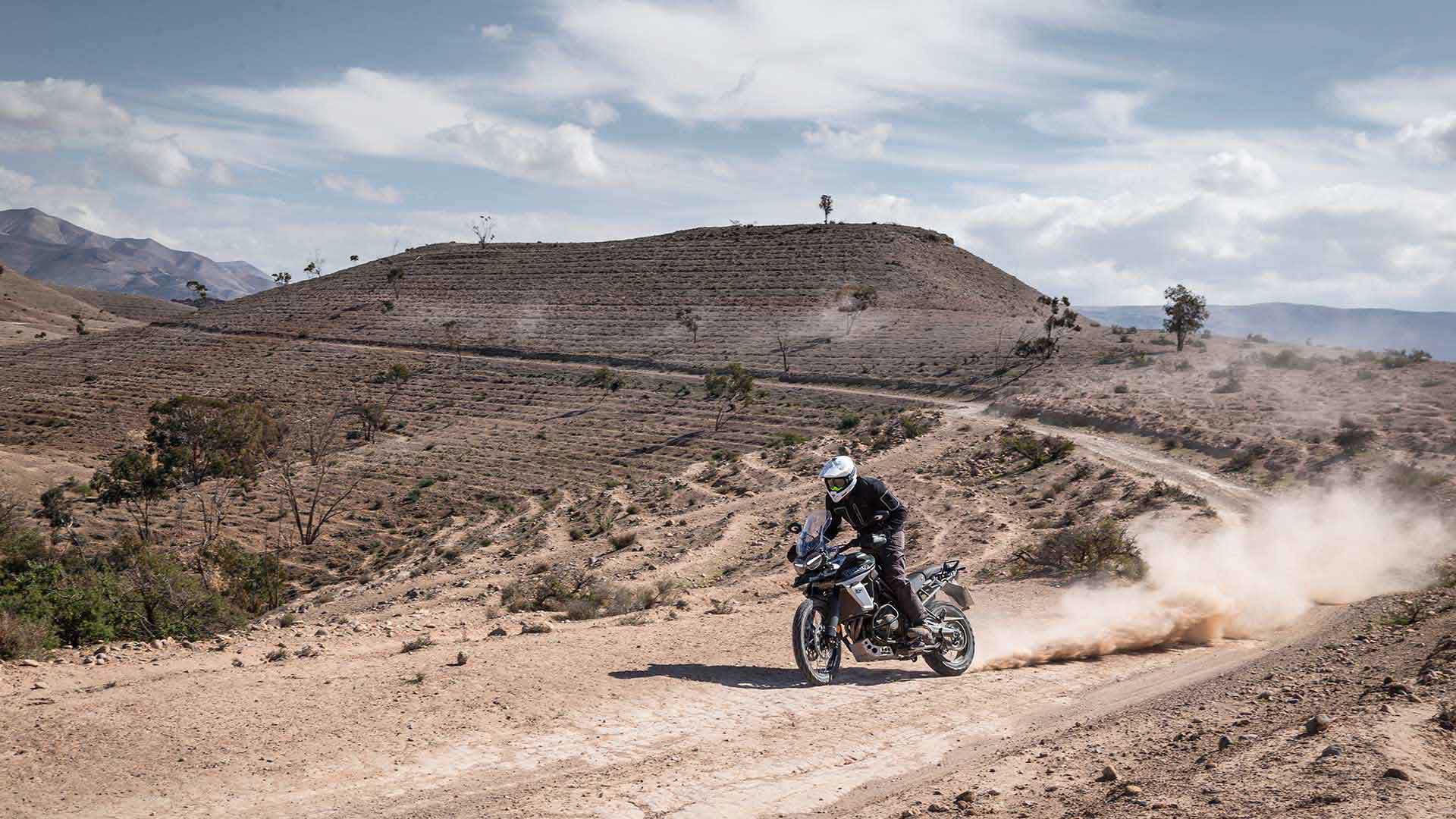 Triumph Tiger 800 Wallpapers - Top Free Triumph Tiger 800 Backgrounds ...