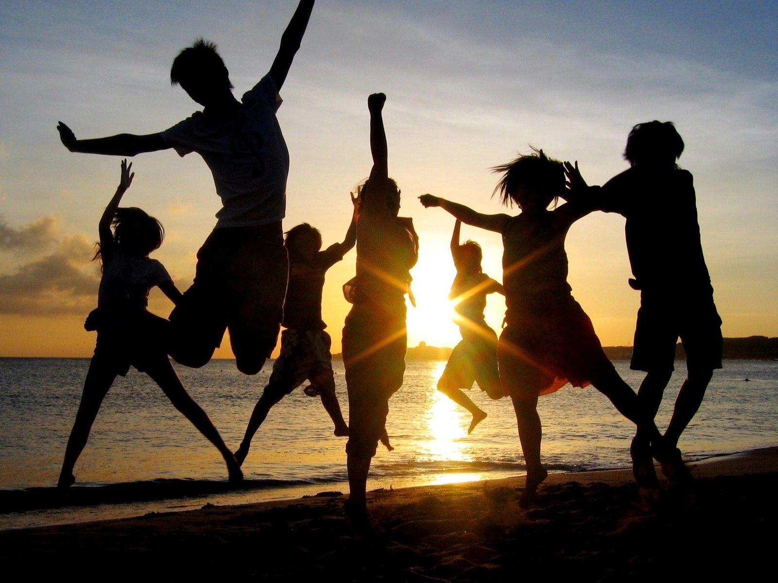 People Sunset Wallpapers - Top Free People Sunset Backgrounds ...