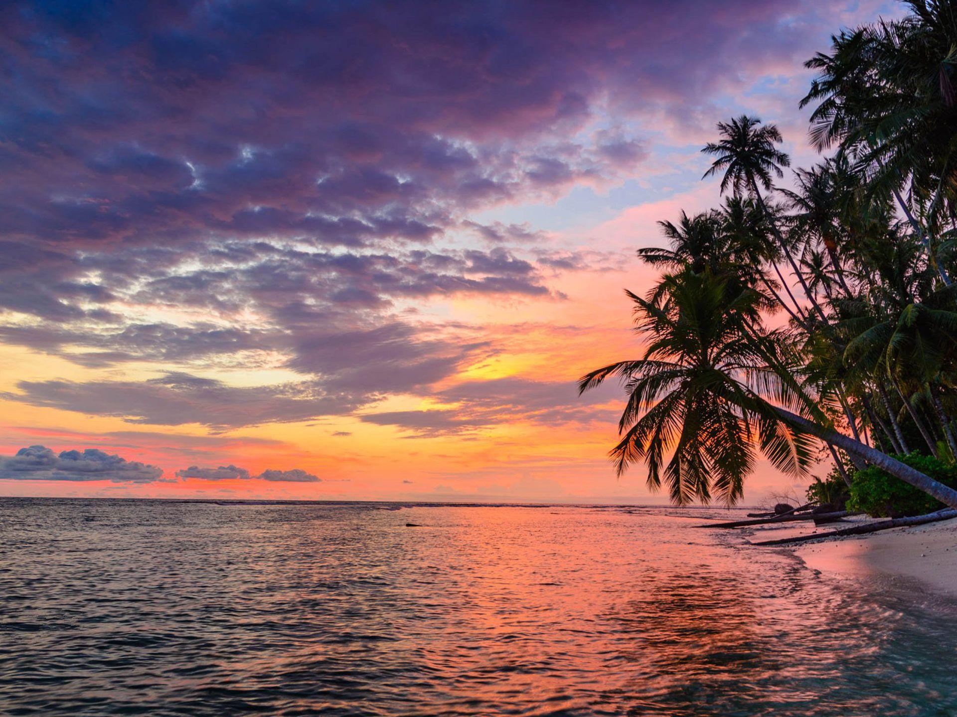 Indonesia Beach Wallpapers - Top Free Indonesia Beach Backgrounds ...