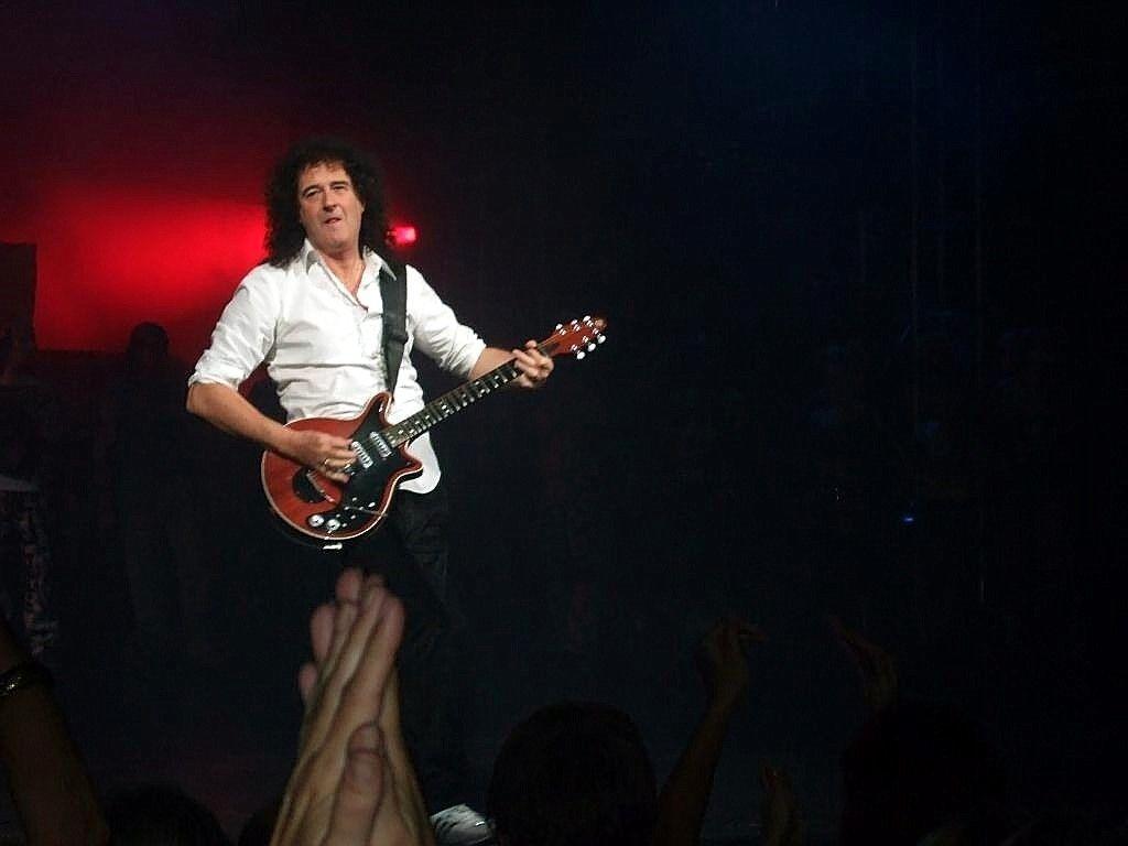 Brian May Wallpapers - Top Free Brian May Backgrounds - WallpaperAccess