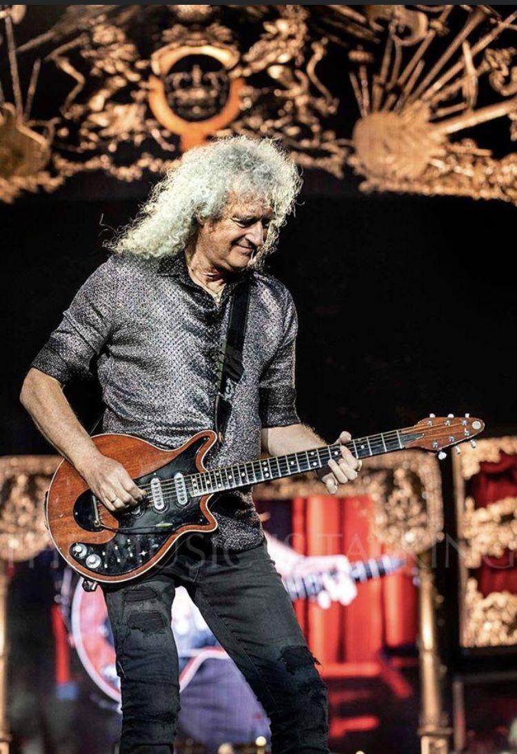 Brian May Wallpapers - Top Free Brian May Backgrounds - WallpaperAccess