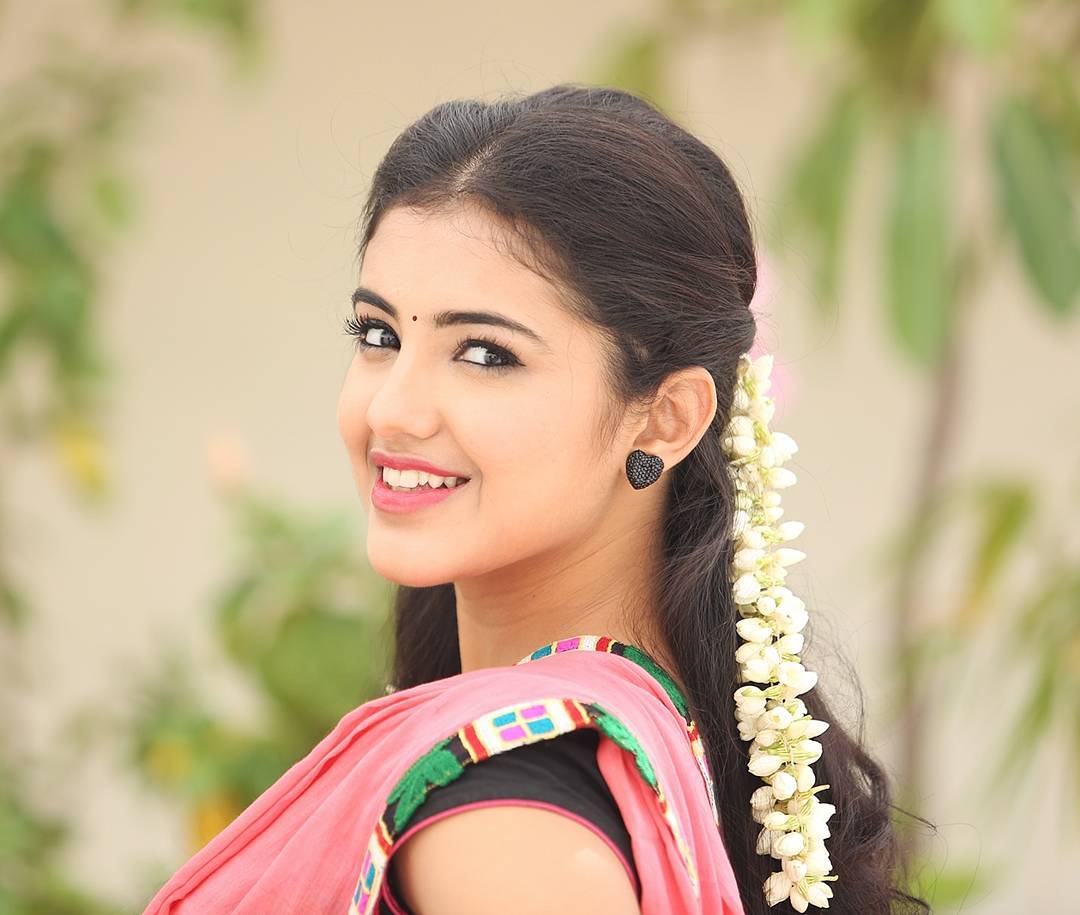 Malvika Sharma Wallpapers - Top Free Malvika Sharma Backgrounds ...