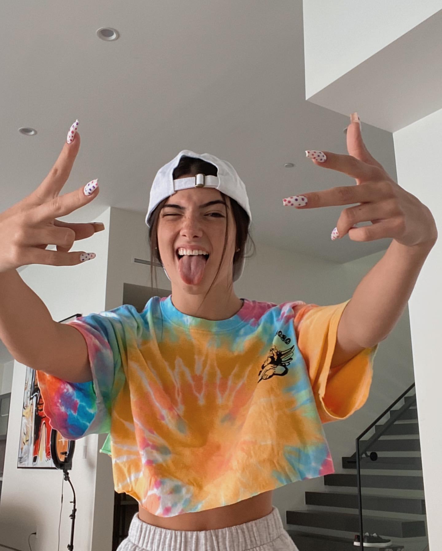 Charli and Addison Wallpapers - Top Free Charli and Addison Backgrounds ...