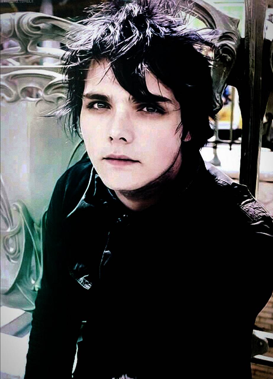 Gerard Way Phone Wallpapers - Top Free Gerard Way Phone Backgrounds ...