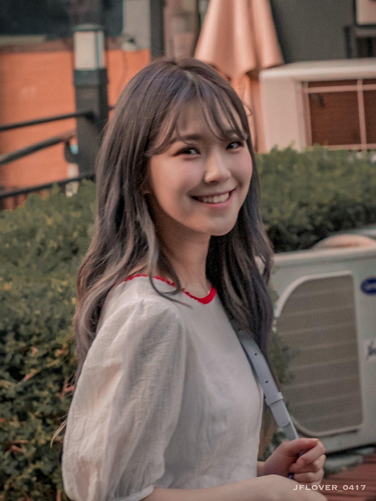 Baek Jiheon Wallpapers - Top Free Baek Jiheon Backgrounds - WallpaperAccess