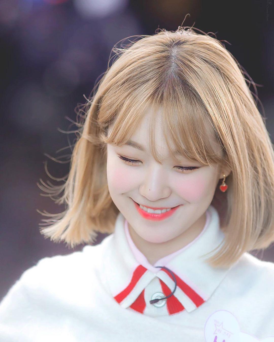 Baek Jiheon Wallpapers - Top Free Baek Jiheon Backgrounds - WallpaperAccess