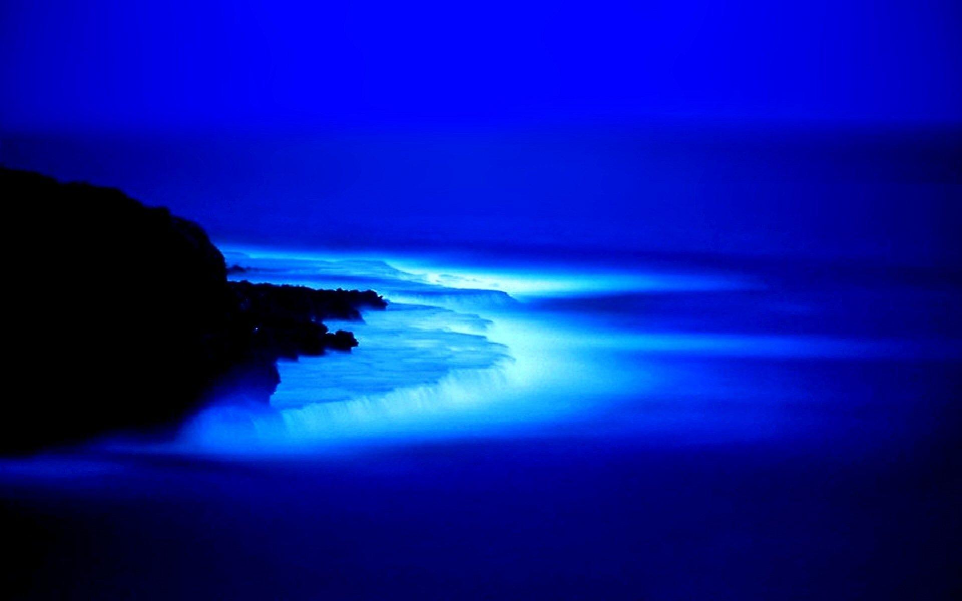 Blue Glow Wallpapers - Top Free Blue Glow Backgrounds - WallpaperAccess
