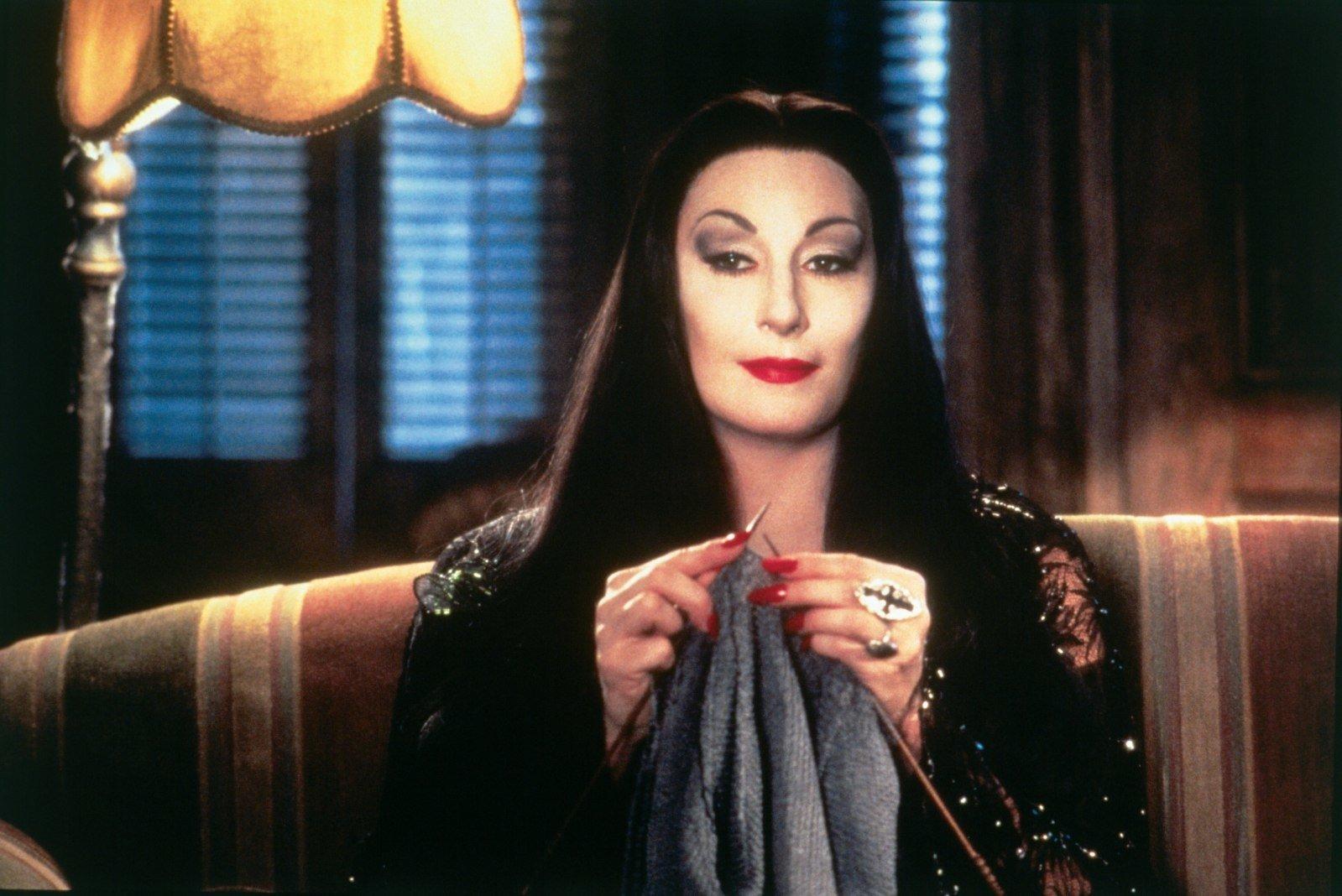 Morticia Addams Wallpapers - Top Free Morticia Addams Backgrounds ...
