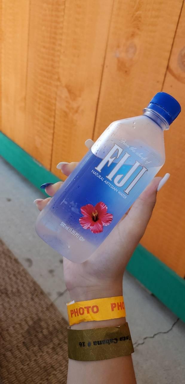 Fiji Water Wallpapers - Top Free Fiji Water Backgrounds - WallpaperAccess