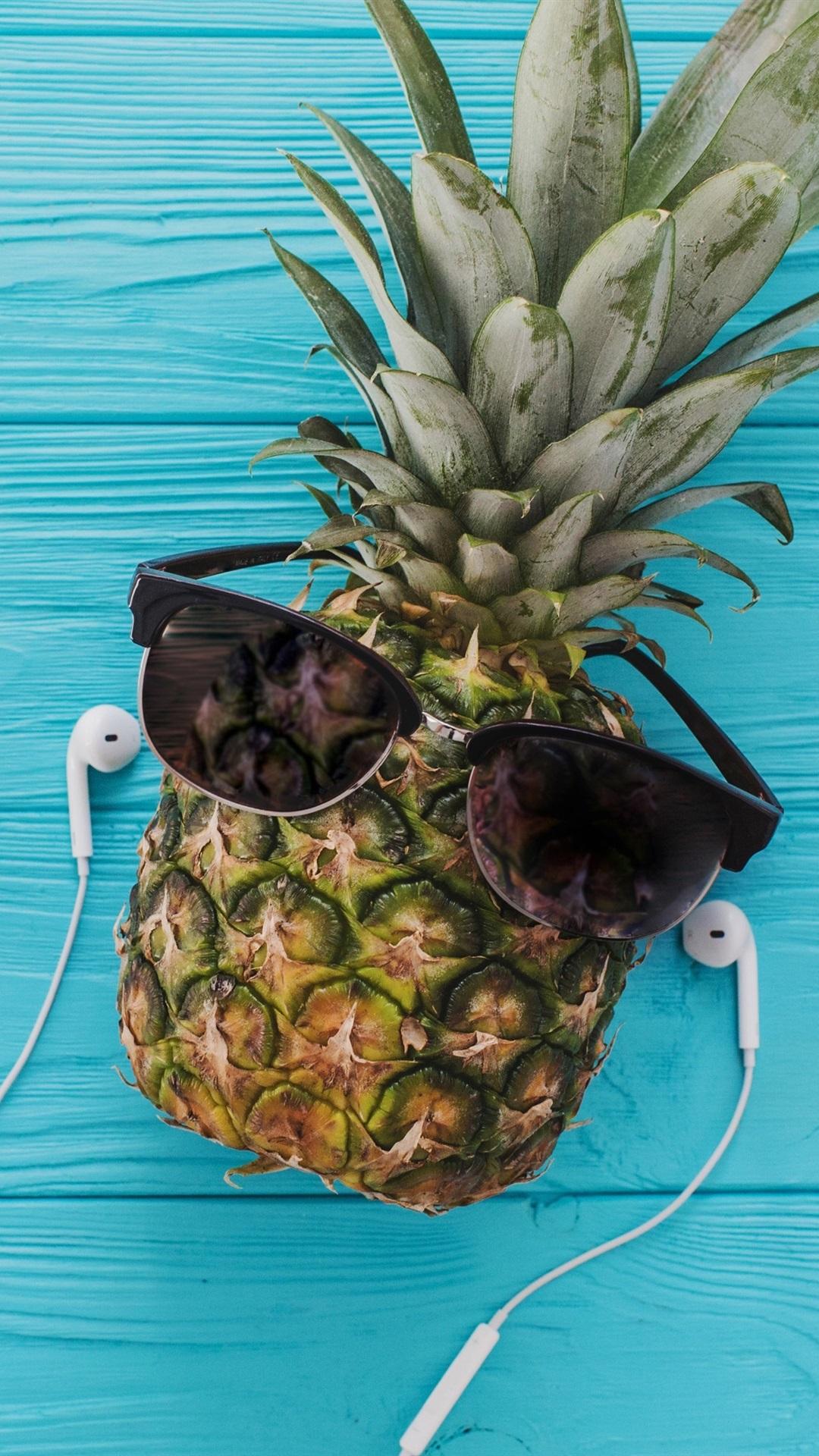 Pineapple With Sunglasses Wallpapers Top Free Pineapple With Sunglasses Backgrounds