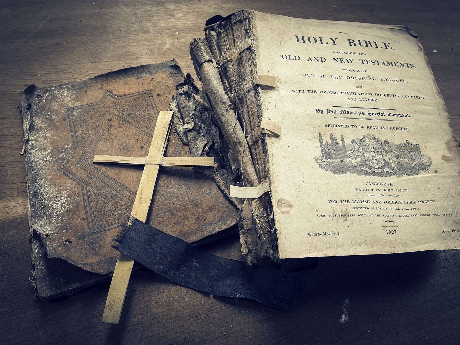 Bible Reading Wallpapers - Top Free Bible Reading Backgrounds ...