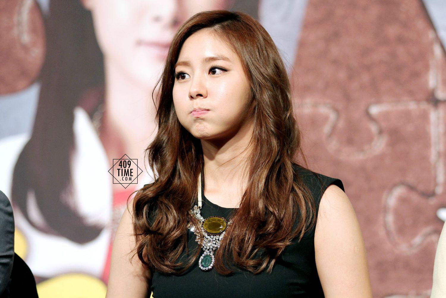 Uee Wallpapers - Top Free Uee Backgrounds - WallpaperAccess