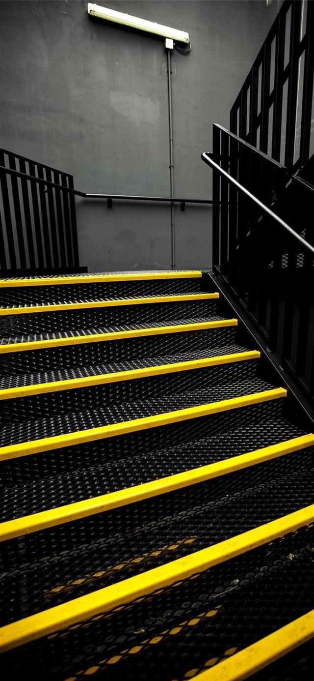 iPhone 11 Yellow Wallpapers - Top Free iPhone 11 Yellow Backgrounds ...