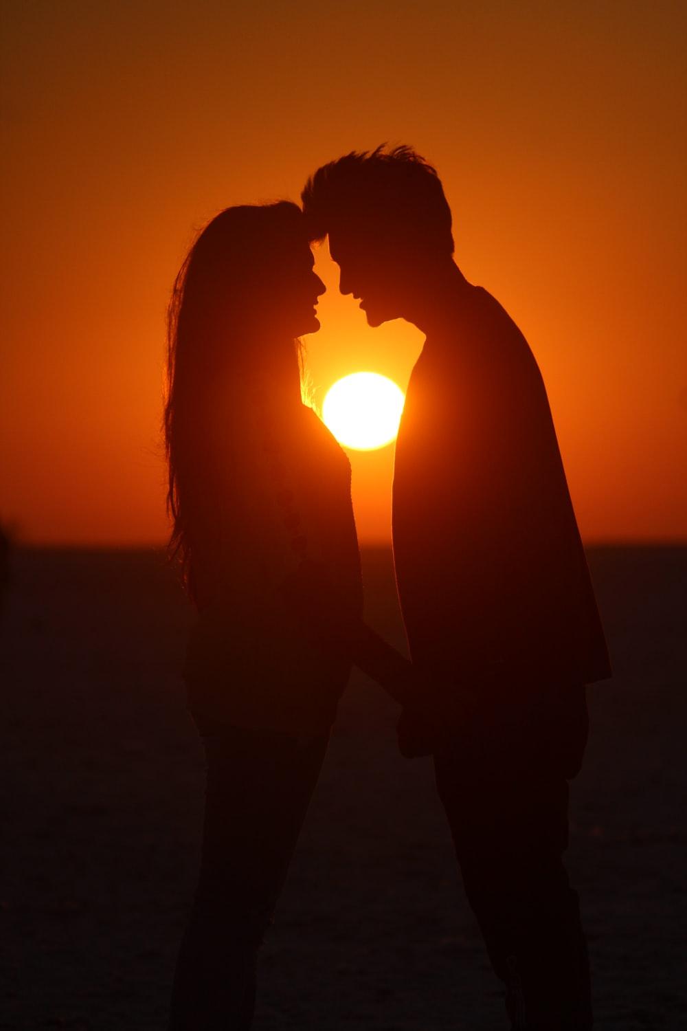 Kissing Wallpapers - Top Free Kissing Backgrounds - WallpaperAccess