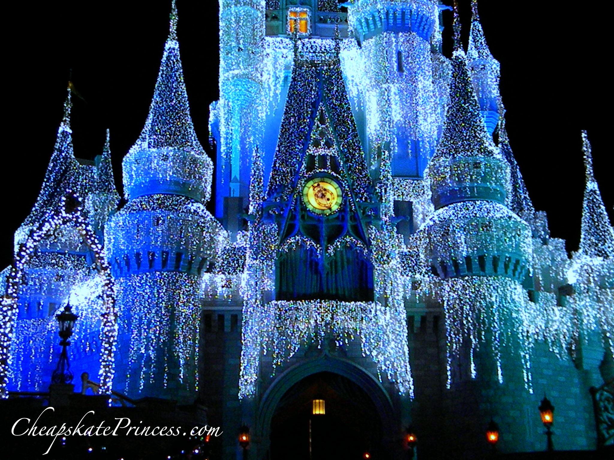 Disney Castle Christmas Wallpapers - Top Free Disney Castle Christmas ...