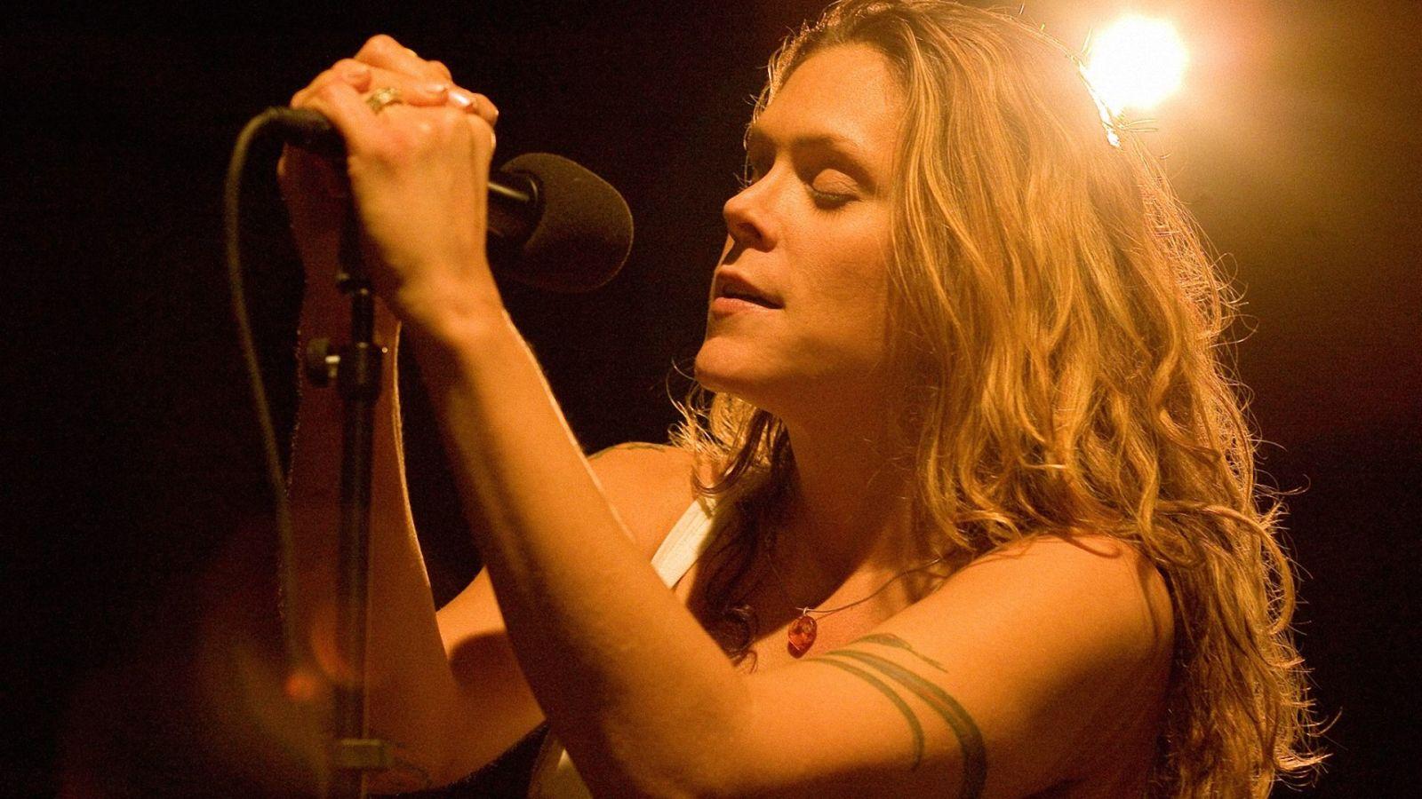 Beth Hart Wallpapers - Top Free Beth Hart Backgrounds - WallpaperAccess