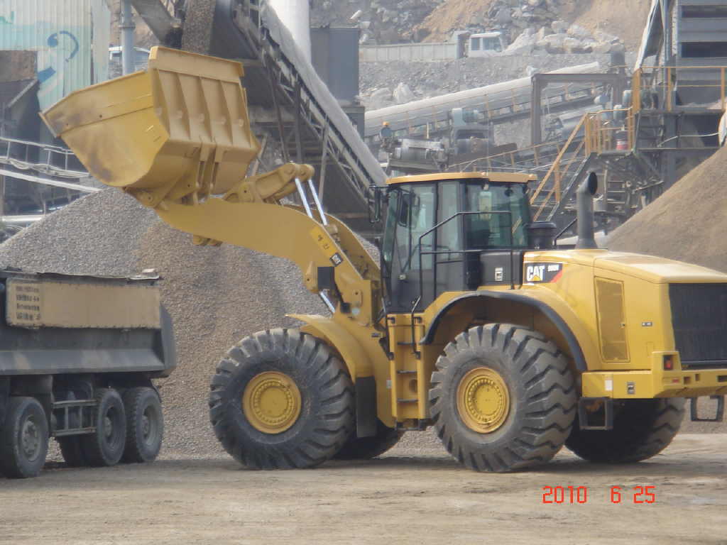 Loader Wallpapers - Top Free Loader Backgrounds - WallpaperAccess