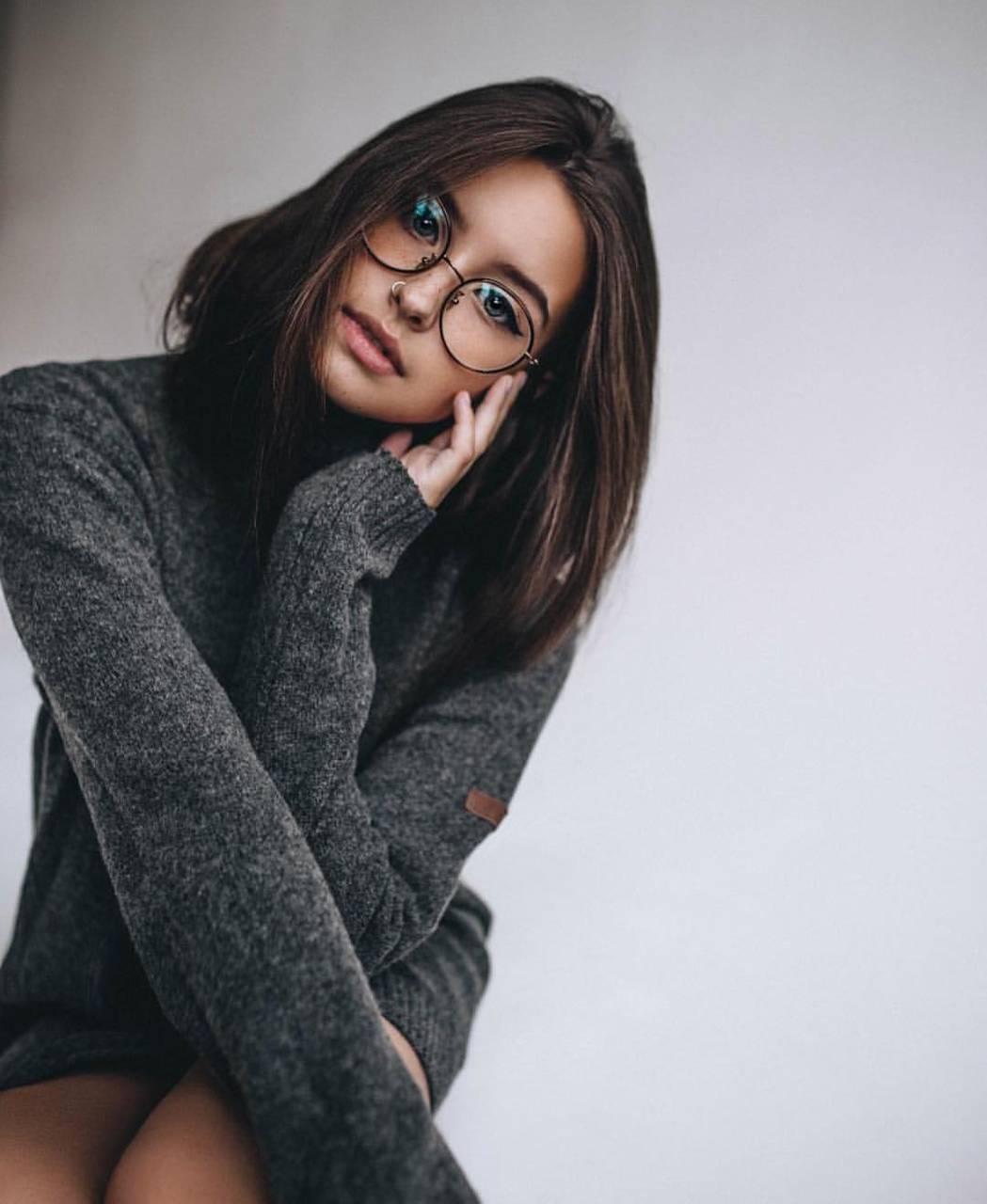 Short Hair Girl Wallpapers - Top Free Short Hair Girl Backgrounds ...