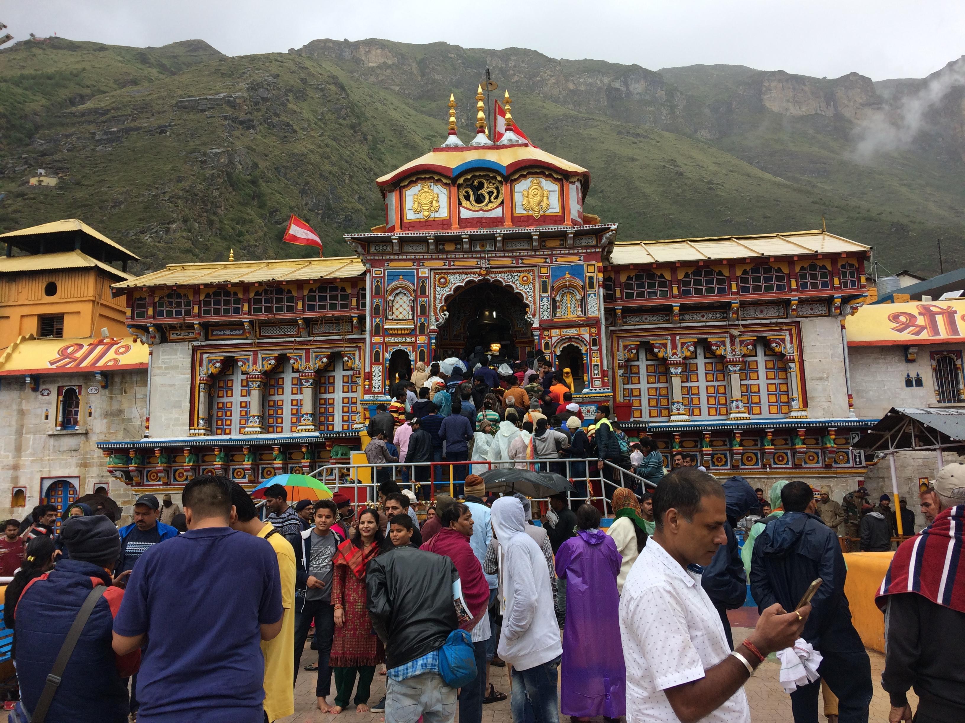 Badrinath Wallpapers - Top Free Badrinath Backgrounds - WallpaperAccess